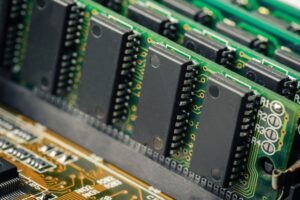 Server RAM vs. Desktop RAM: Understanding the Fundamental Differences